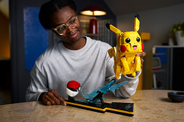 Le Groupe LEGO révèle les tout premiers ensembles LEGO Pokémon et le ...